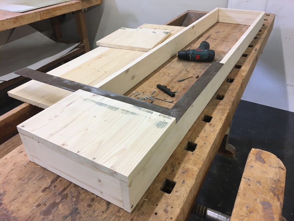 No. 157: A British Post (Modelu and Traversers) – Railroad Prototype ...