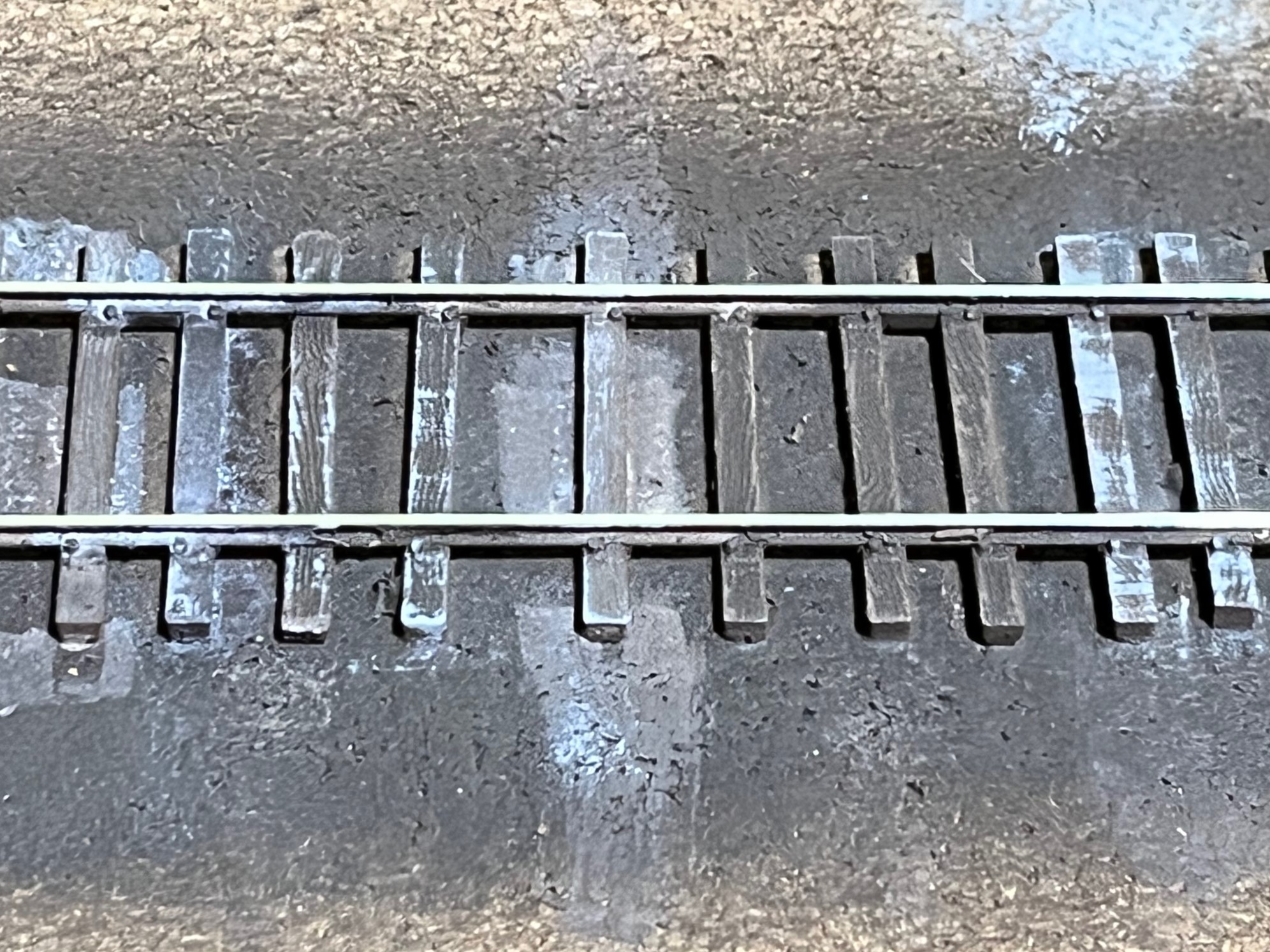 No. 186: Hermitage Road 2: Painting Track – Railroad Prototype Modeler