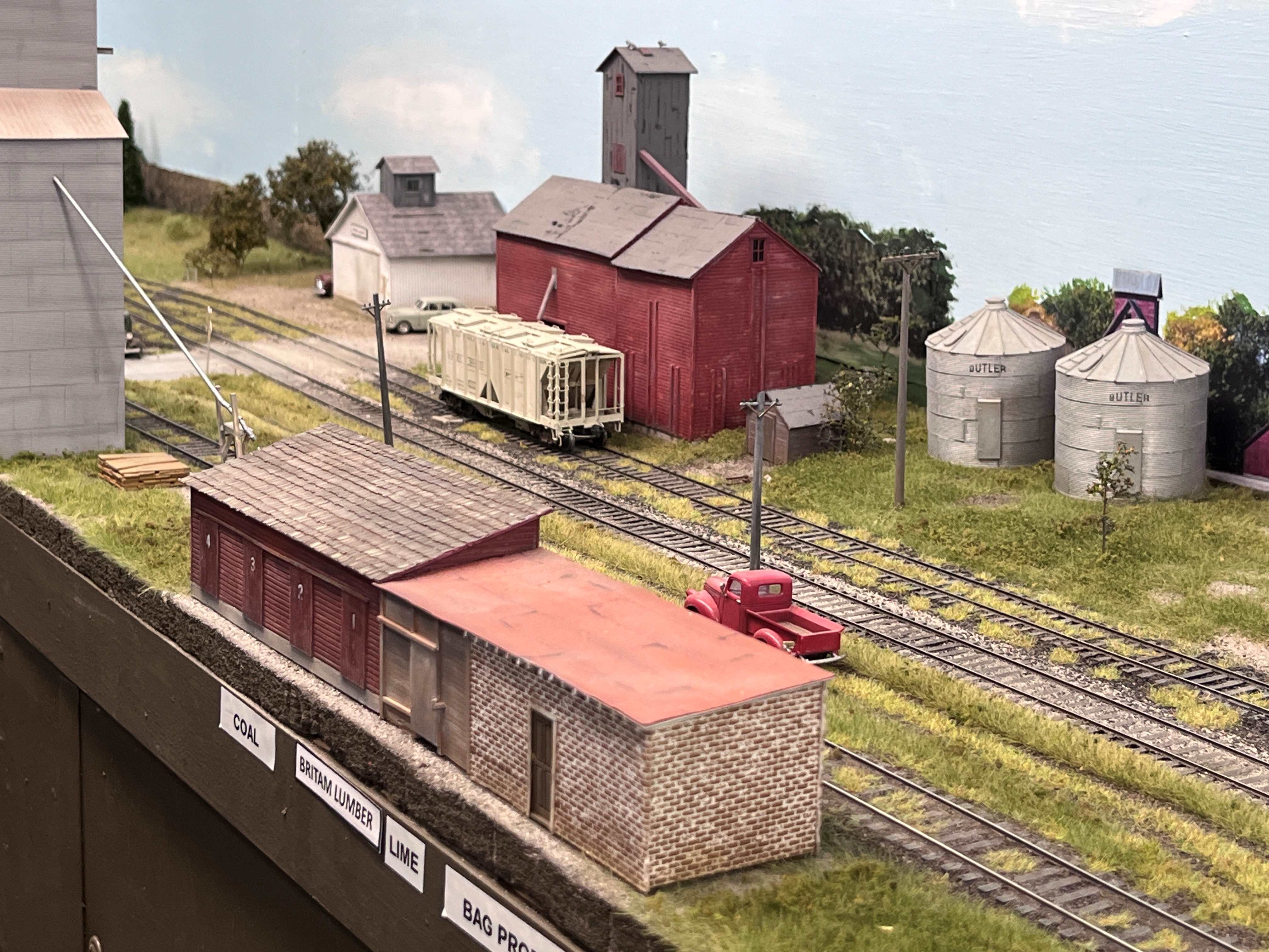 Railroad Prototype Modeler | Prototype Railroad Modeling in HO and Proto48