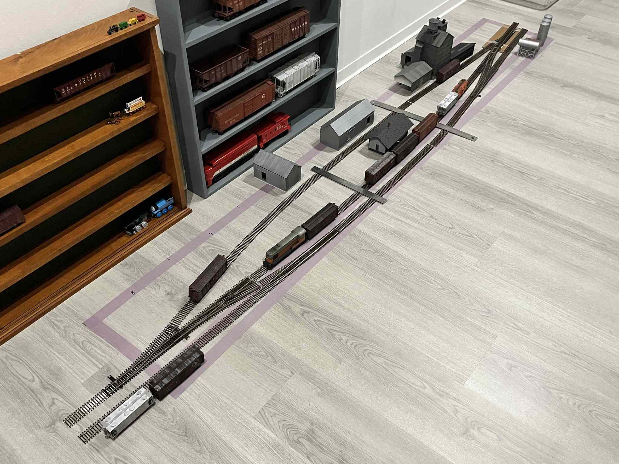 No. 212: Layout Planning “Inside The Box” – Railroad Prototype Modeler